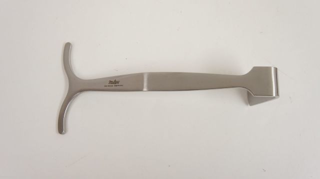 Miltex Smillie Orthopedic Retractor 5-1/2in Small Curved Blade 1.375x0 ...