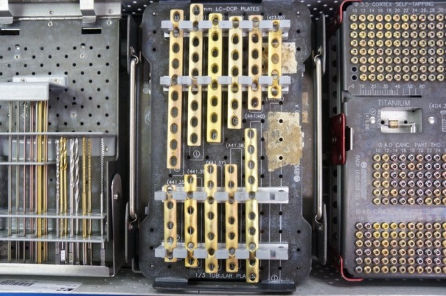 Synthes Small Fragment Set Titanium LC-DCP Self-Tapping – Imedicsales