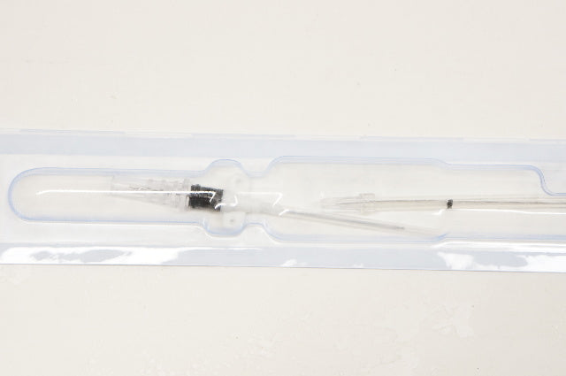 Arrow RA-04122 Radial Artery Cath. Set 22Ga. x 1-3/8inch - Box of 25 ...