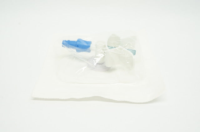 ICU Medical CH-70 ChemoClave Universal Vented Vial Spike – Imedicsales