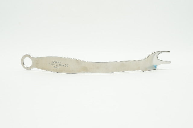 Innomed 7625-01 Posterior-Inferior Retractors Small 10.5, Right ...