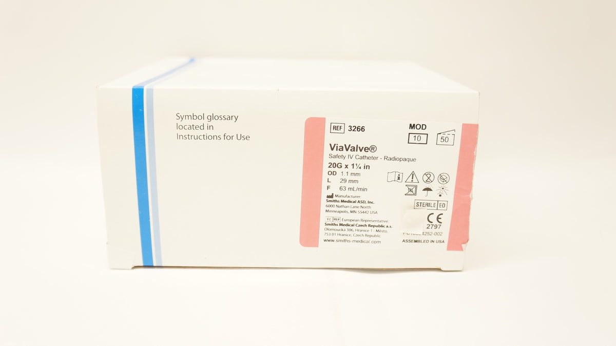 Smith Medical 3266 Jelco ViaValve Safety IV Cath. 20G x 1-1/4inch - Bo ...