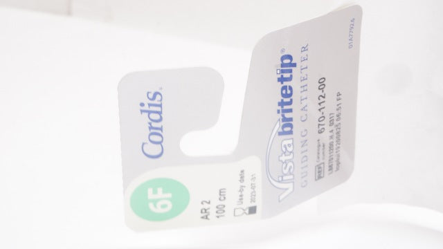 Cordis 670-112-00 Vistabritetip Guiding Cath. AR 2 6F x .070inch x 100 ...