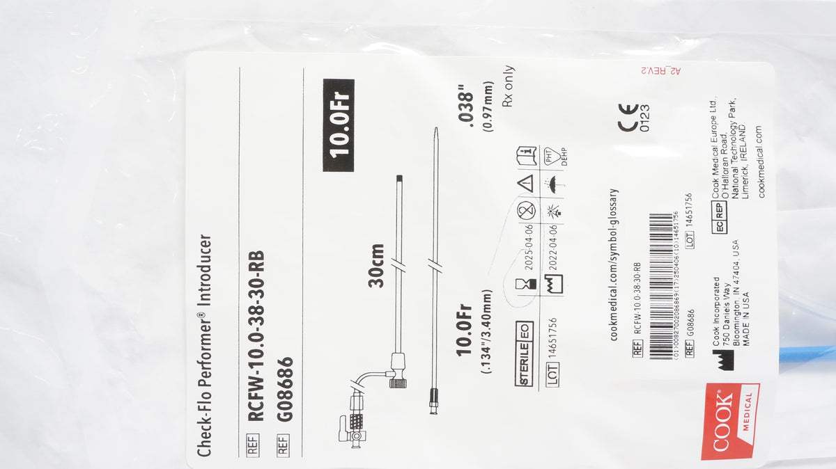 Cook Medical G08686 Check-Flo Performer Introducer 10Fr x .038In (x ...