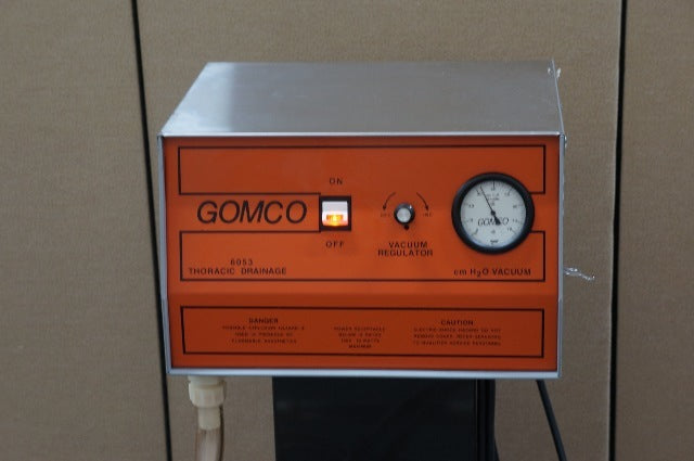 Gomco 6053 Suction Apparatus Surgical High Volume, Low Pressure, Pleur ...